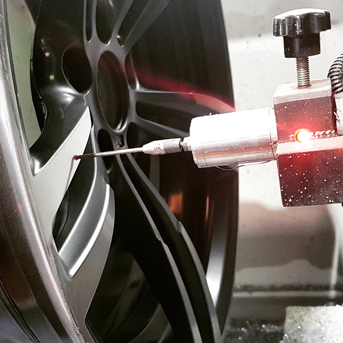 Diamond Cutting | Alloy Wheel Refurbs